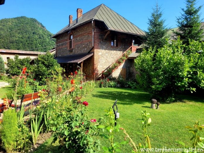 14 locuri care transformă Vâlcea în destinația perfectă pentru o ...