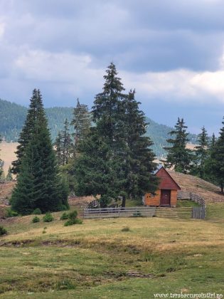 Top 15 obiective turistice de neratat dacă vrei o vacanță de poveste în ...